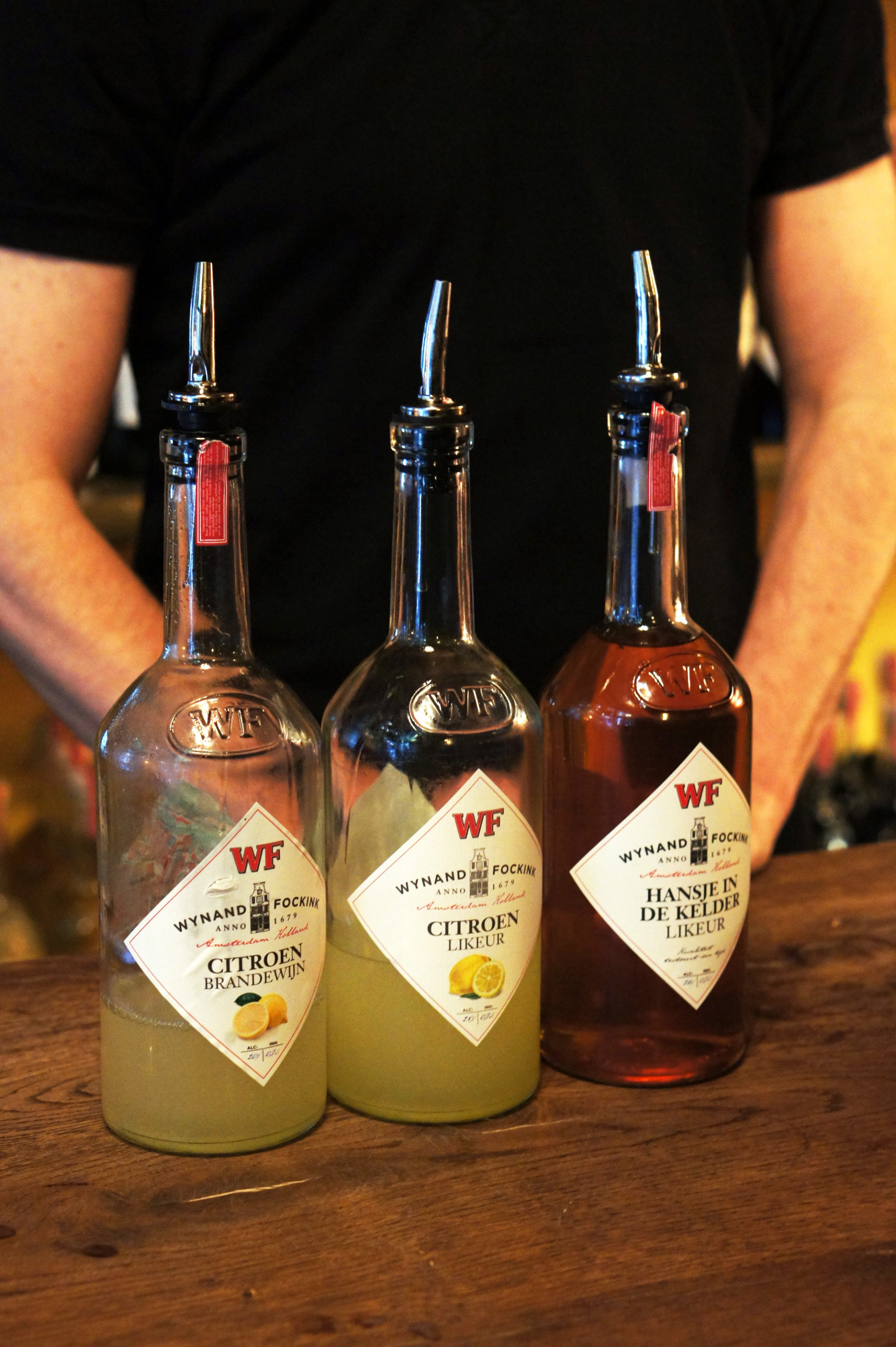 Wynand Fockink Distillery, Proeflokaal dans le Red Light District d ...