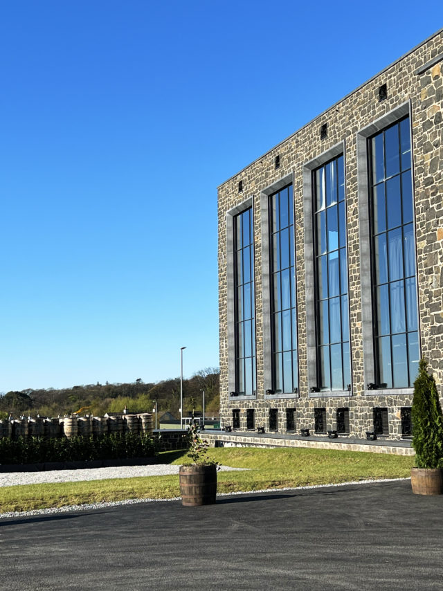 Bushmills Causeway Distillery - Alambic Magazine